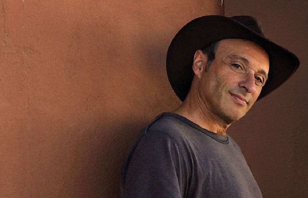 Dan Bern Interview - 90.3 THE ROCK Volunteer Radio