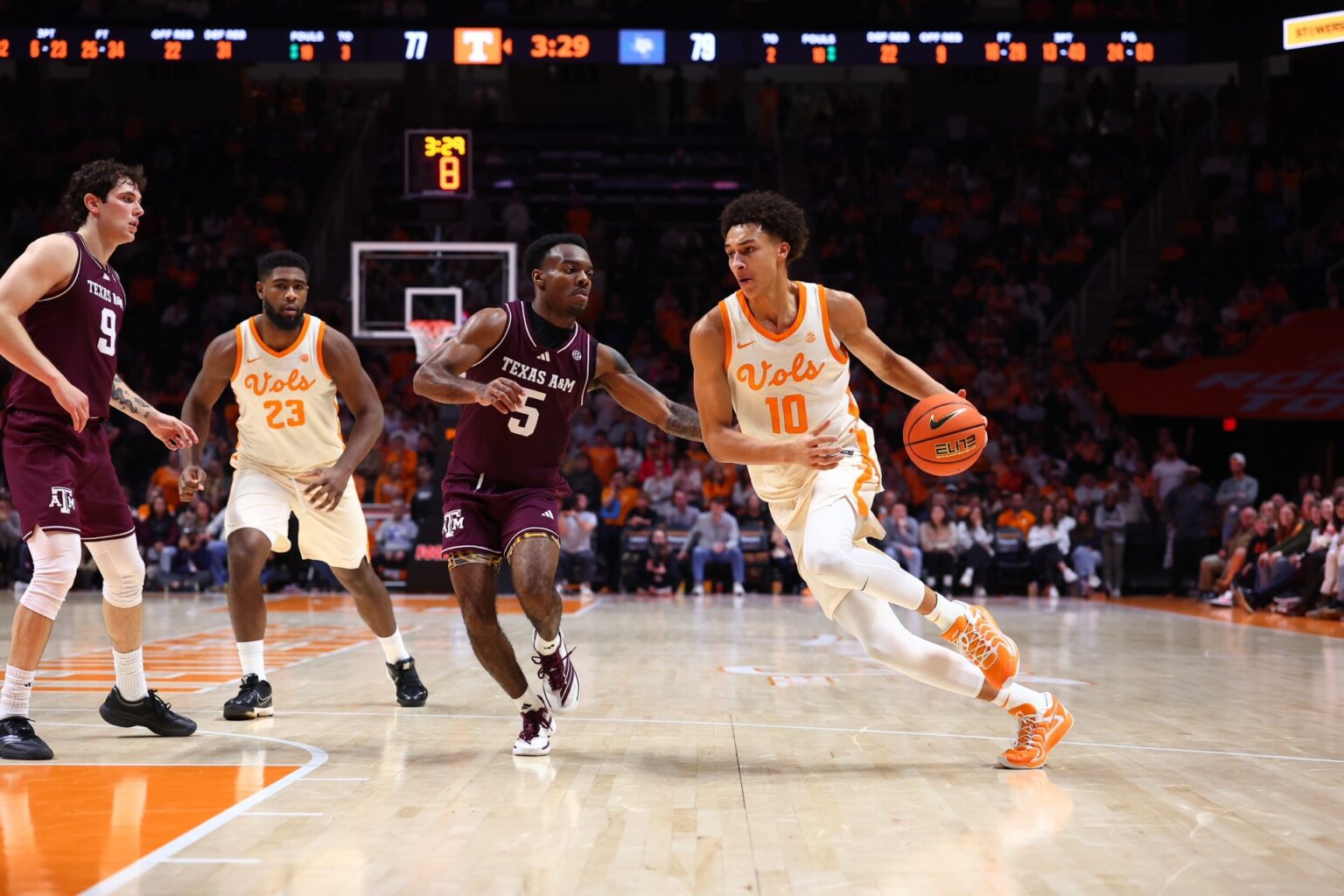 Vols bounce back over Aggies in double-overtime thriller - 90.3 THE ...